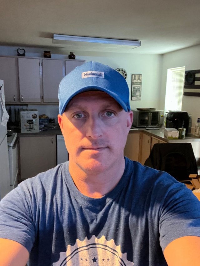 Daniel, 48, Spokane - "GayFriendly"