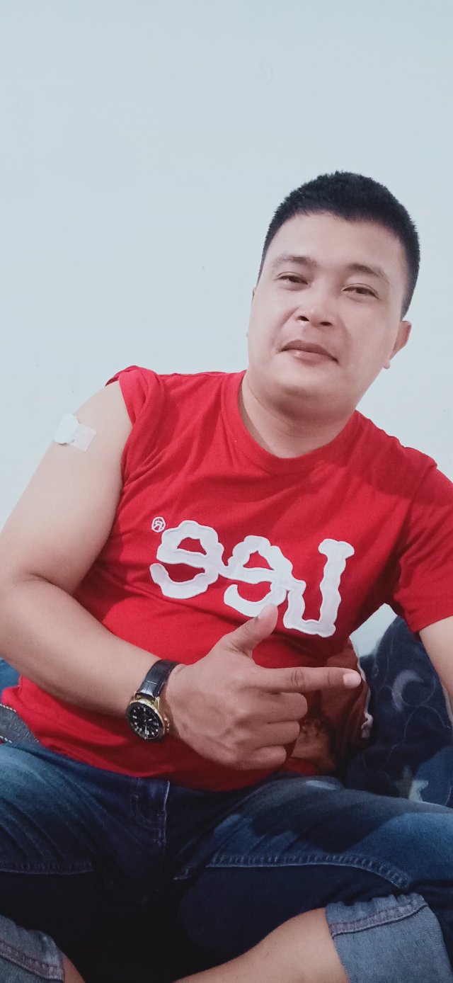 Jonathan, 30, San Fernando - "GayFriendly"