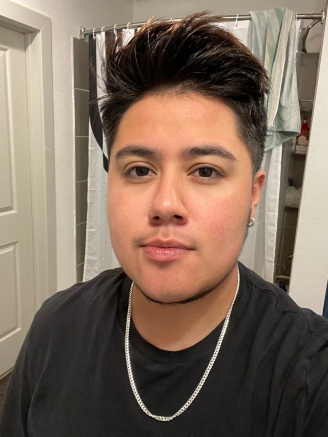 Andy, 27, San Antonio - "GayFriendly"