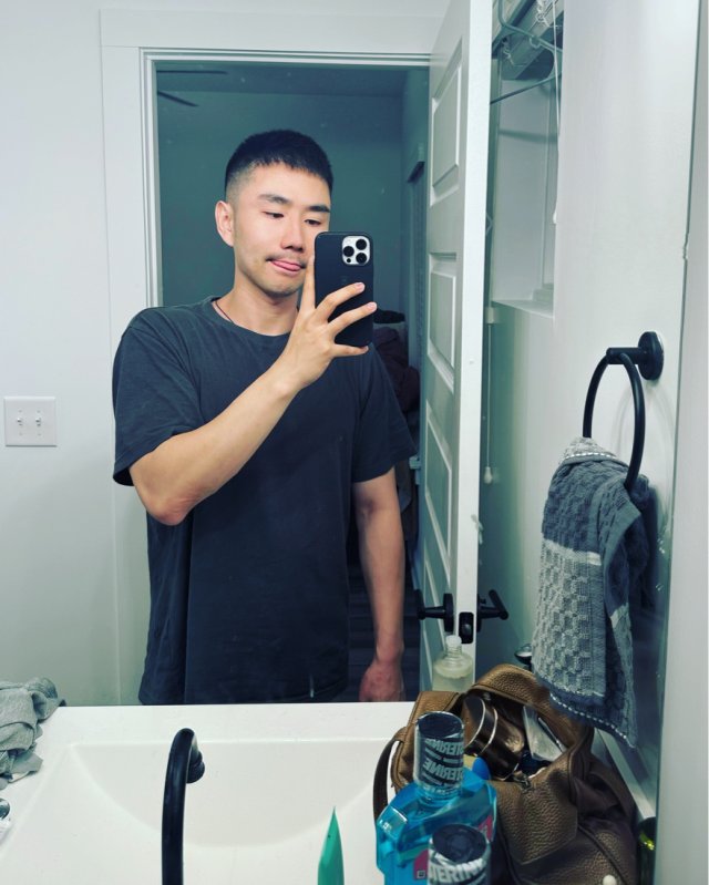 Luca, 29, Richmond - "GayFriendly"