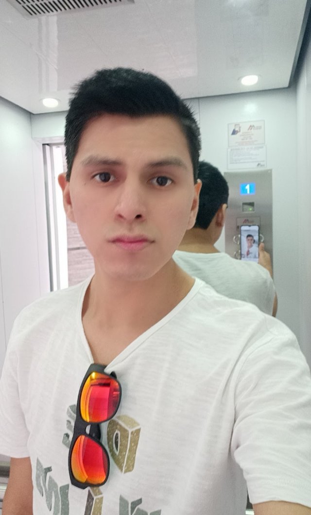 Kevin, 27, Folsom - "GayFriendly"