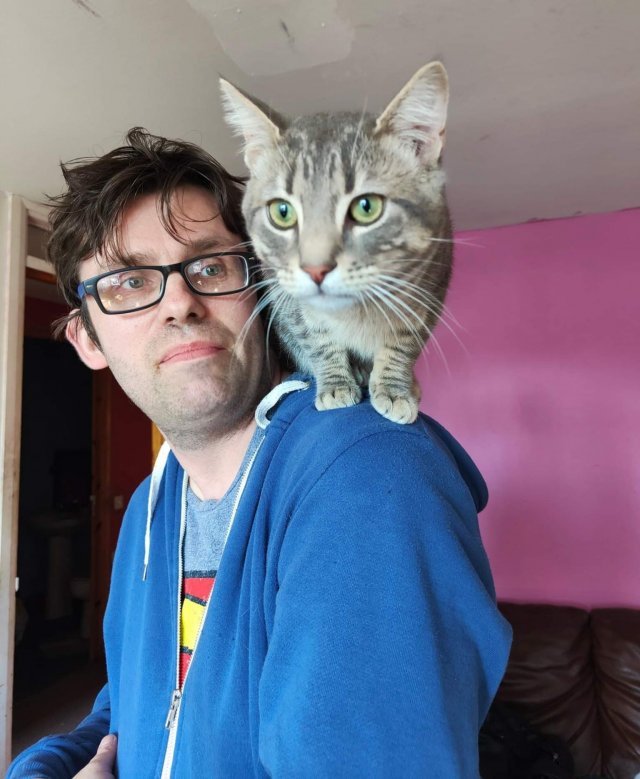 Grant, 38, Perth - "GayFriendly"