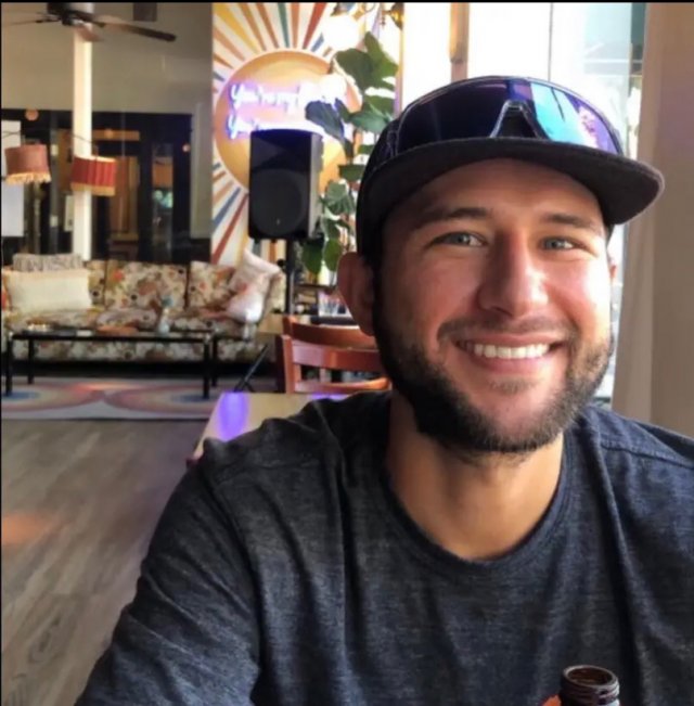 Kyle, 35, Baton Rouge - "GayFriendly"