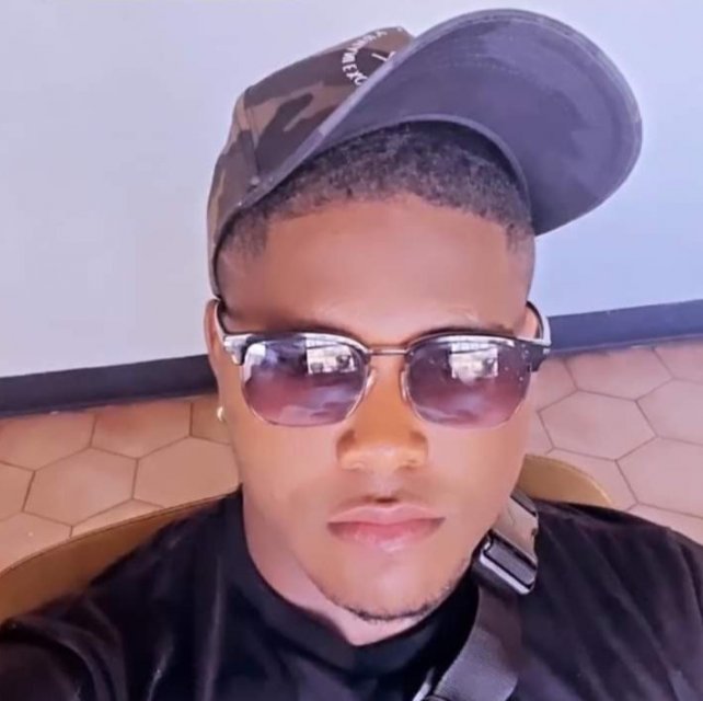 Micheal, 31, Kingston - "GayFriendly"