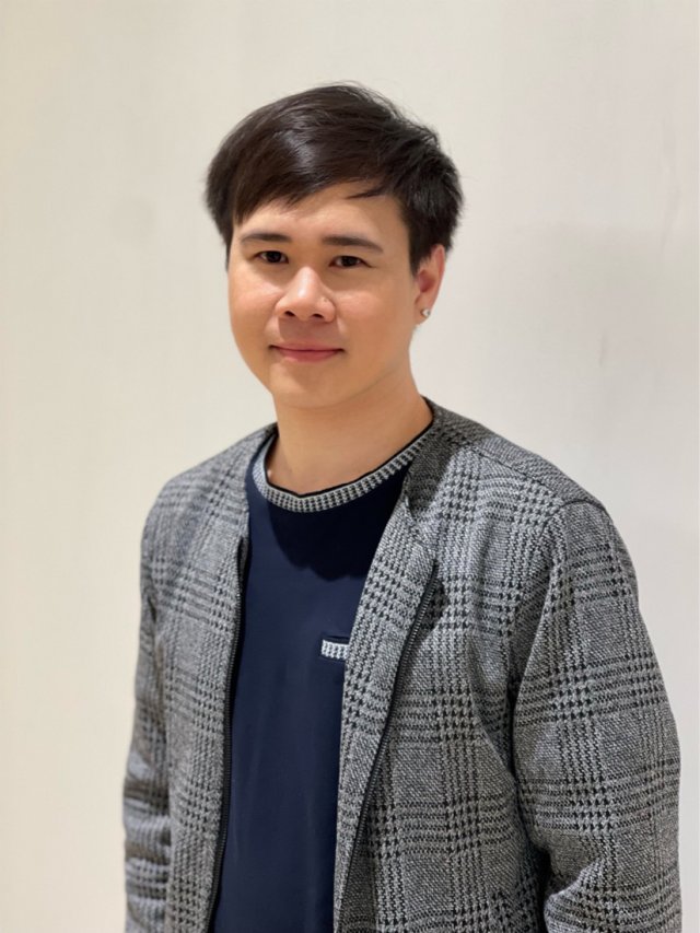 Pat, 35, Dallas - "GayFriendly"