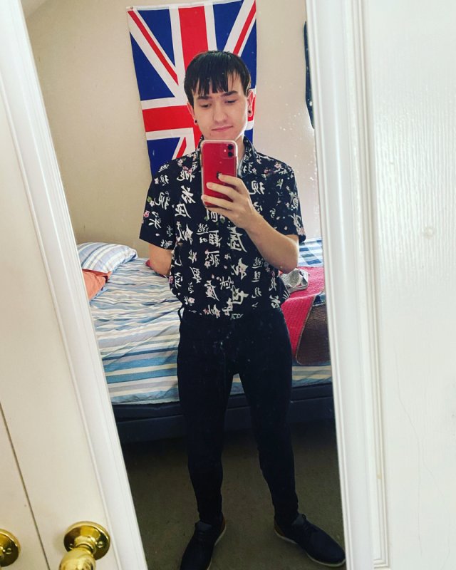 Braxton lee, 24, Dallas - "GayFriendly"