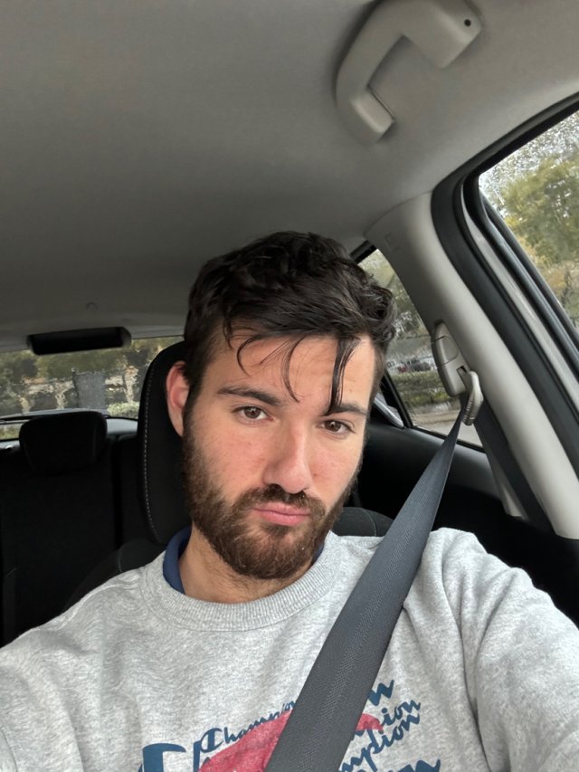 Ethan, 22, Lake Worth - "GayFriendly"