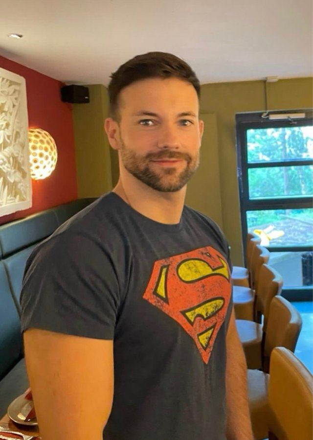 Jacob, 38, Dallas - "GayFriendly"