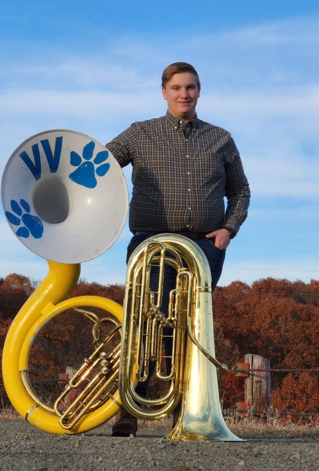 Isaac , 19, Scranton - "GayFriendly"