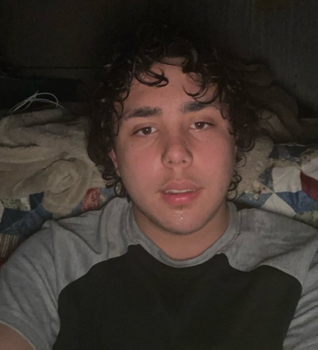 Jesse, 20, Rosebud - "GayFriendly"