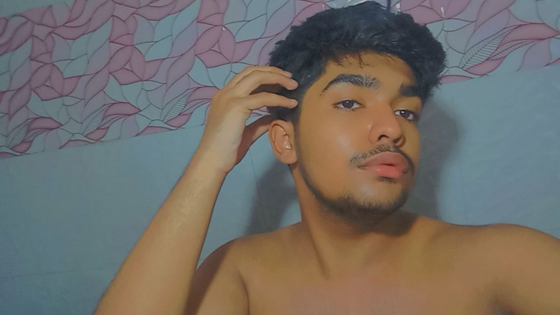 Fuzail, 20, London - "GayFriendly"