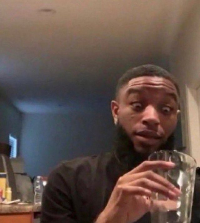 Fjfjfjf, 21, Des Moines - "GayFriendly"