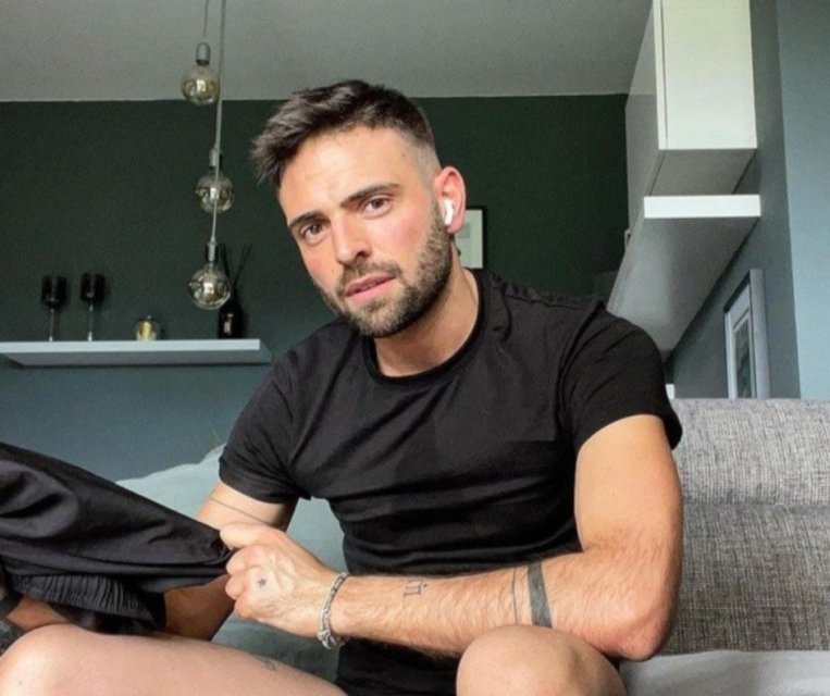Jonathan, 40, Ashburn - "GayFriendly"
